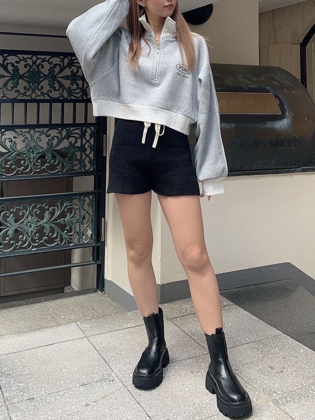 トレンドのハーフジップ♡MIU | ENVYM