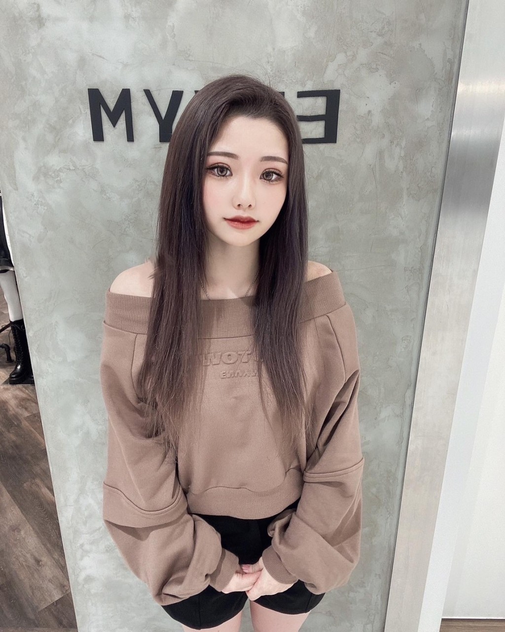 3パターンきれるTOPS😬tomoka | ENVYM