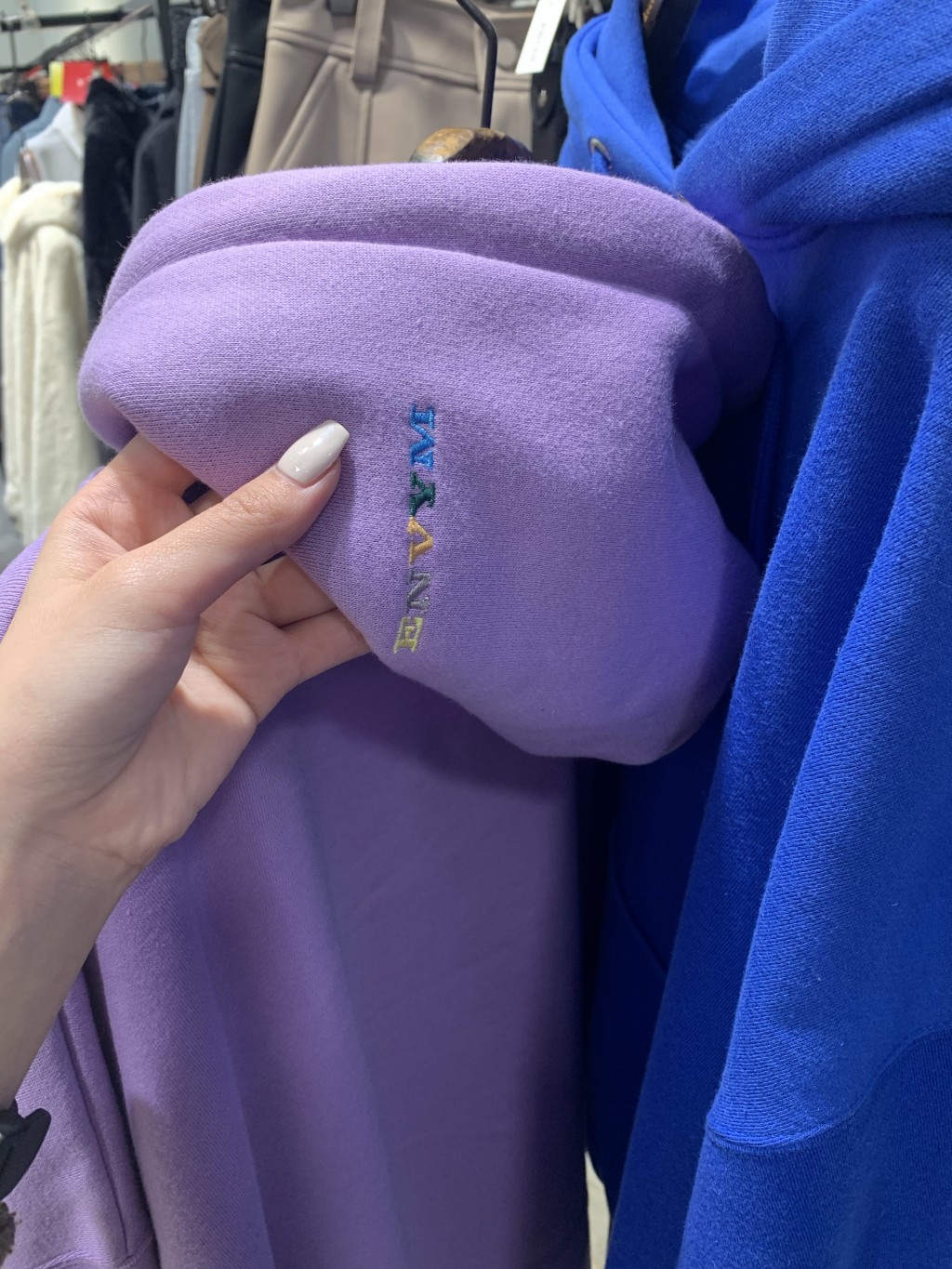 💜🤍カラフルが可愛い大人気新作PO🖤💙MIU | ENVYM